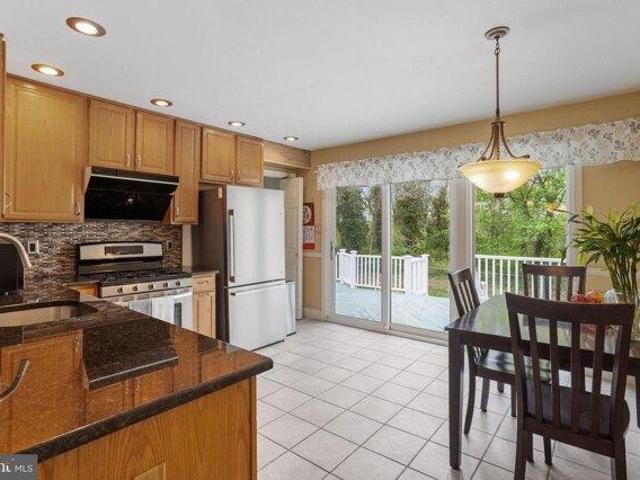3 bedroom, Cinnaminson NJ 08077 102564842