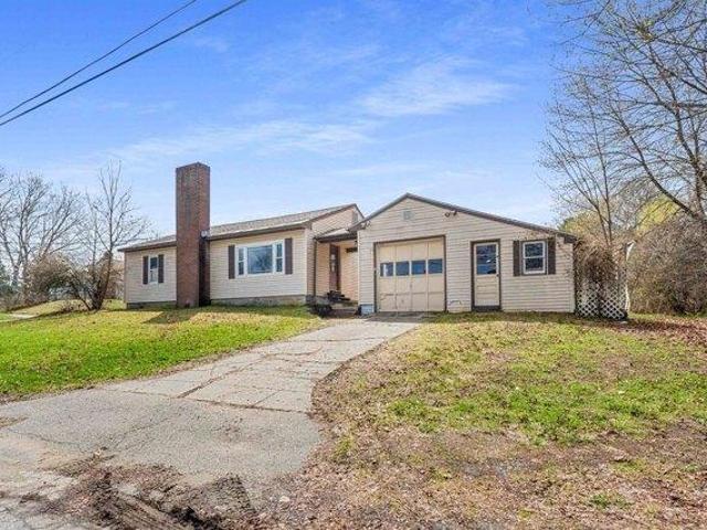 3 bedroom, Claremont NH 03743 103072050