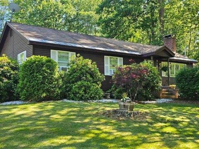 3 bedroom, Claremont NH 03743 104808933