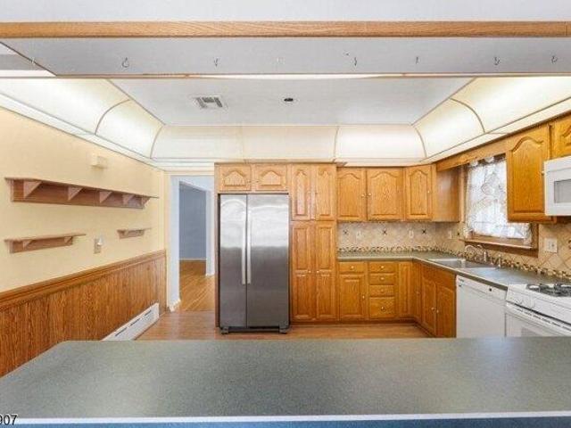 3 bedroom, Clark NJ 07066 105174534