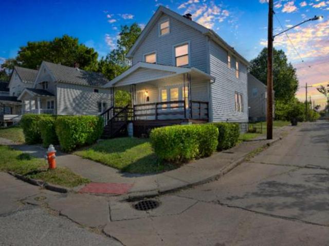 3 bedroom, Cleveland OH 44105 LS87381285