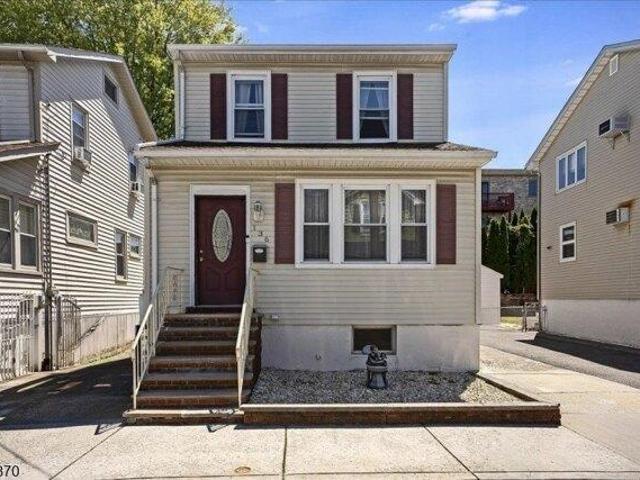 3 bedroom, Cliffside Park NJ 07010 104113967