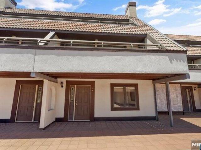 3 bedroom, Cliffside Park NJ 07010 104651592