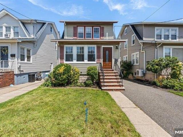 3 bedroom, Cliffside Park NJ 07010 105125301