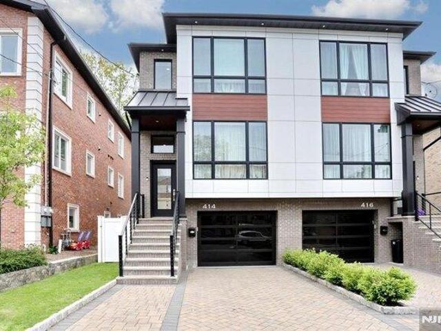 3 bedroom, Cliffside Park NJ 07010 102727898
