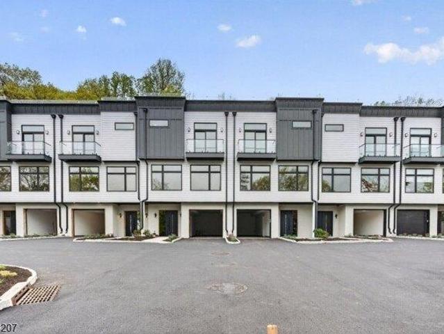 3 bedroom, Clifton NJ 07013 104605176