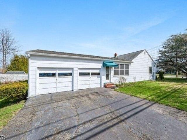 3 bedroom, Clifton NJ 07013 LS101575270
