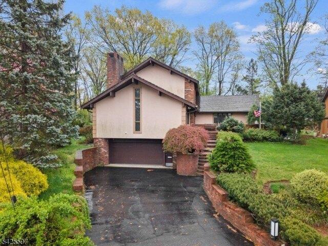 3 bedroom, Clifton NJ 07013 LS102825701
