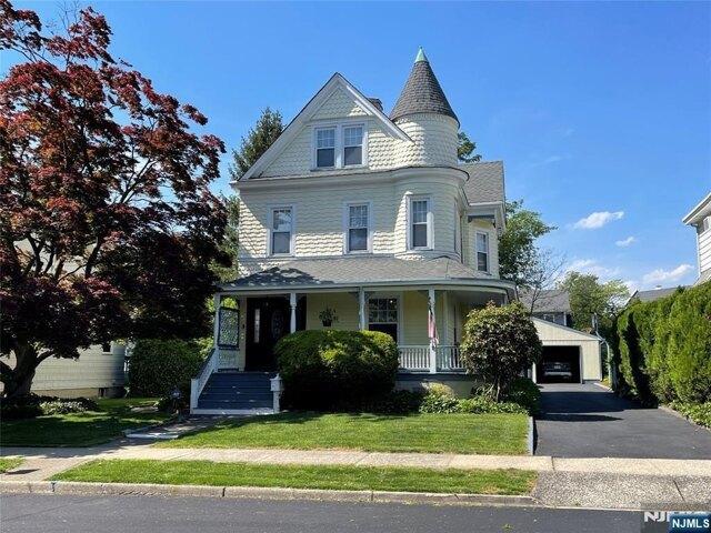 3 bedroom, Clifton NJ 07011 102281165