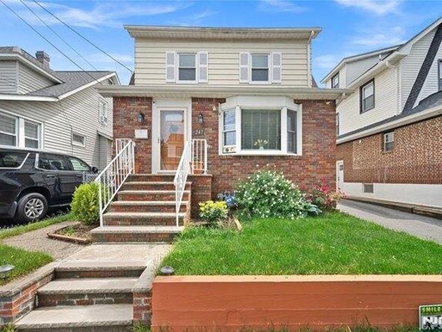 3 bedroom, Clifton NJ 07011 103188459