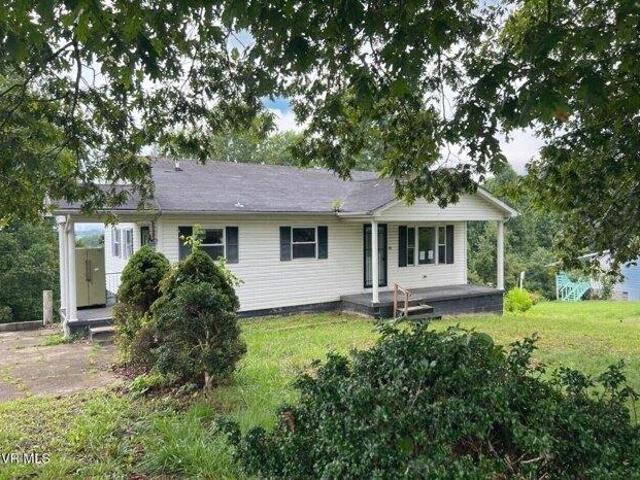 3 bedroom, Clintwood VA 24228 LS93865348