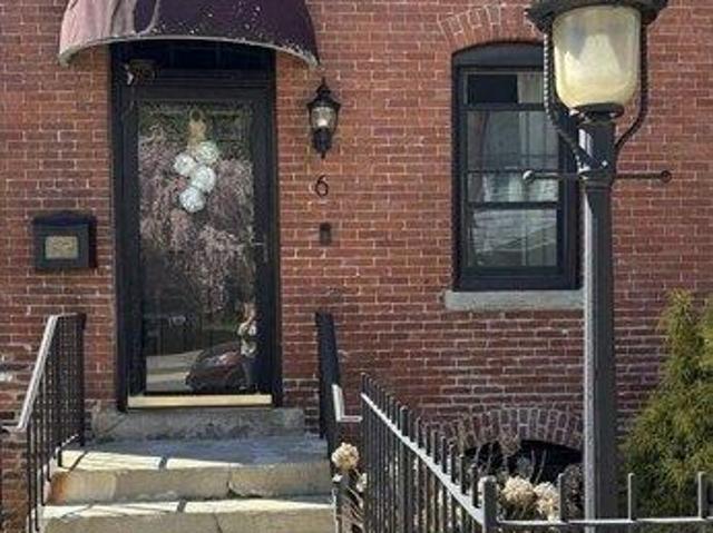 3 bedroom, Clinton MA 01510 102728613