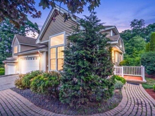 3 bedroom, Clinton MA 01510 104832950