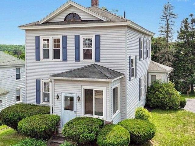 3 bedroom, Clinton MA 01510 104330314