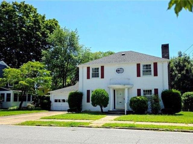 3 bedroom, Cranston RI 02905 105109424
