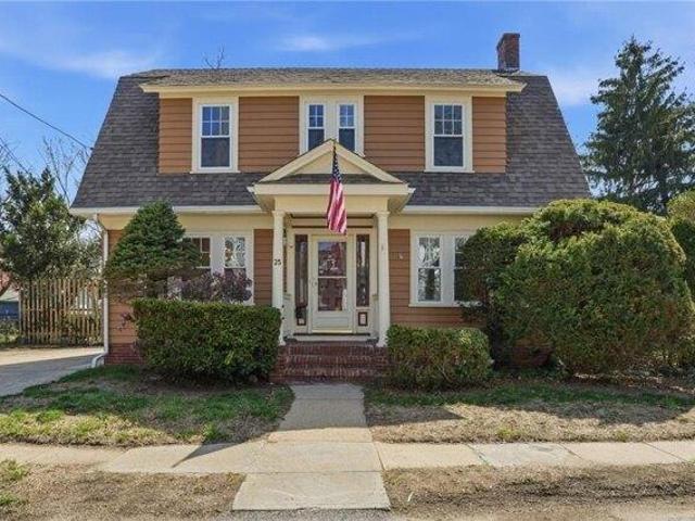 3 bedroom, Cranston RI 02905 102593921