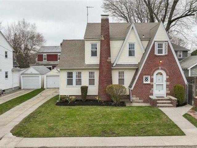 3 bedroom, Cranston RI 02905 LS102218841