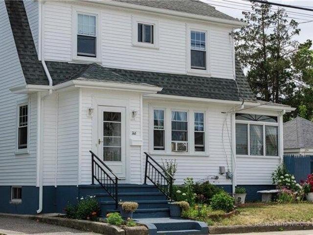 3 bedroom, Cranston RI 02910 104352437