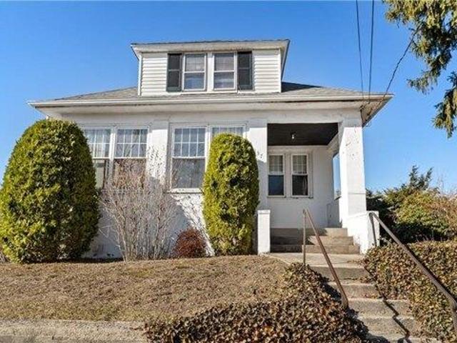3 bedroom, Cranston RI 02910 102344816