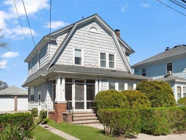 3 bedroom, Cranston RI 02910 102370150
