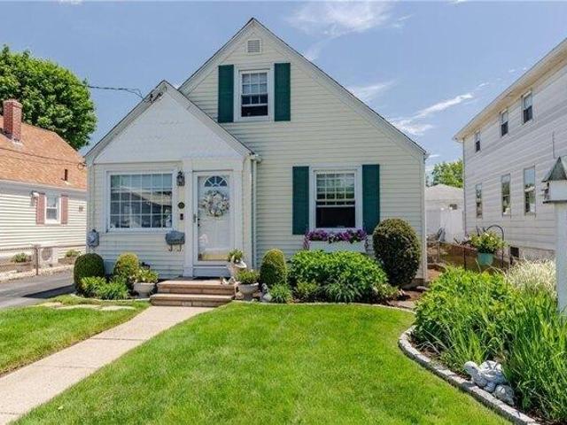 3 bedroom, Cranston RI 02910 103018821