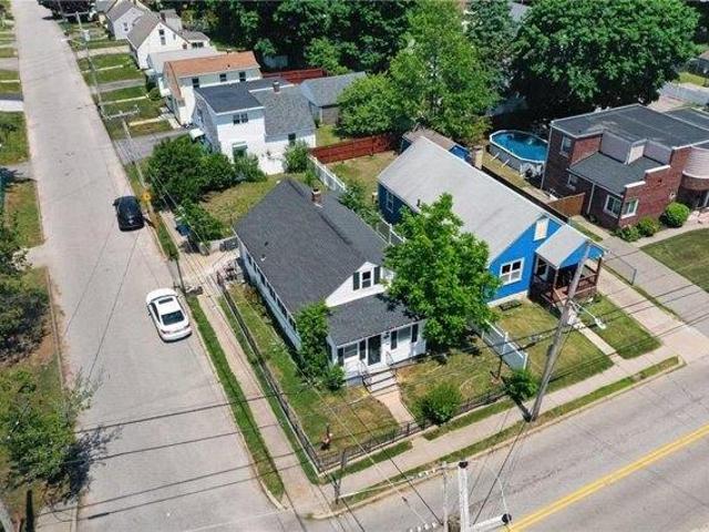3 bedroom, Cranston RI 02910 103887989
