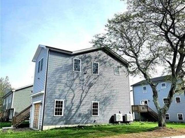 3 bedroom, Cranston RI 02910 LS102778269