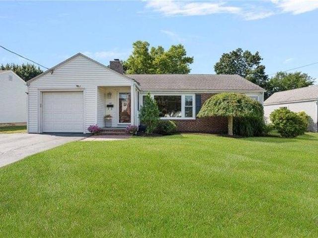 3 bedroom, Cranston RI 02920 105080975