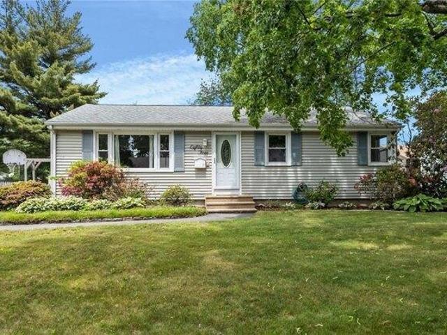 3 bedroom, Cranston RI 02920 103034210