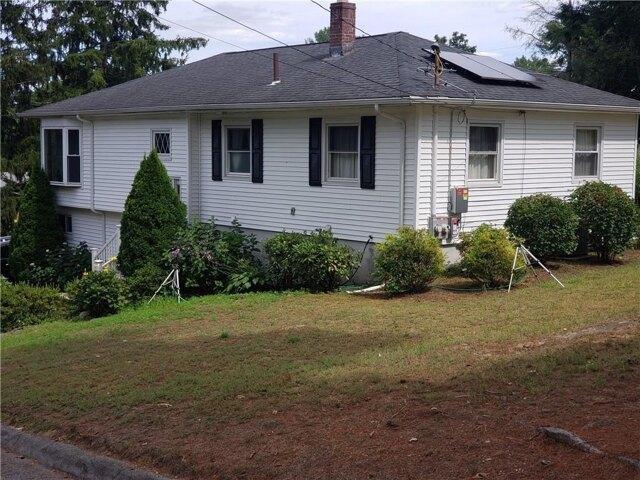 3 bedroom, Cranston RI 02920 103035148