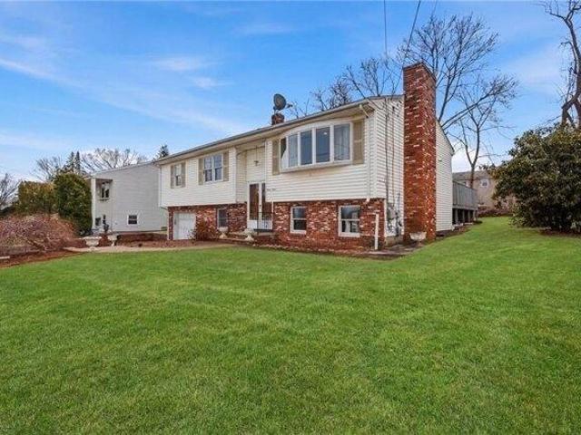 3 bedroom, Cranston RI 02920 103074713