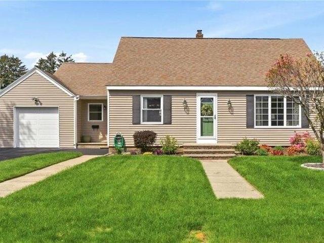 3 bedroom, Cranston RI 02920 103070969