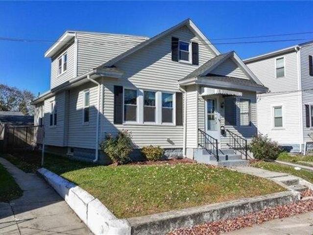 3 bedroom, Cranston RI 02920 103126514