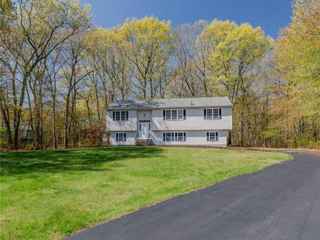 3 bedroom, Cranston RI 02921 104834323
