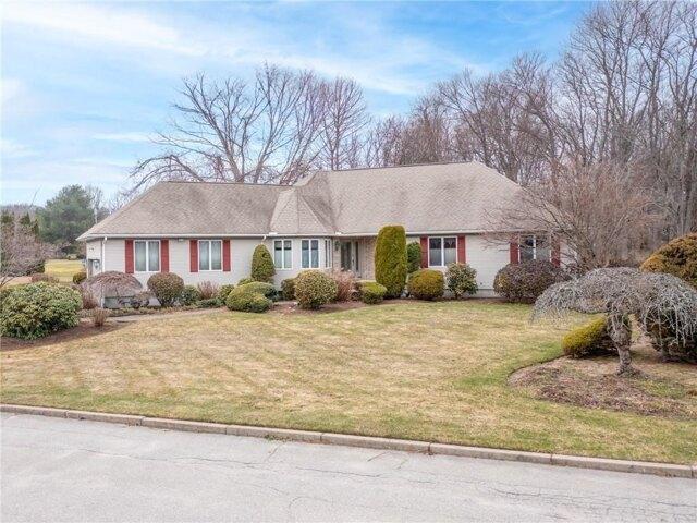 3 bedroom, Cranston RI 02921 LS101857284