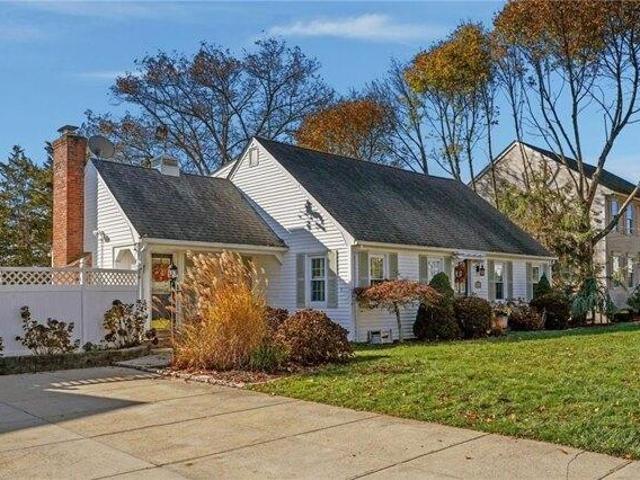 3 bedroom, Cranston RI 02921 LS102409232
