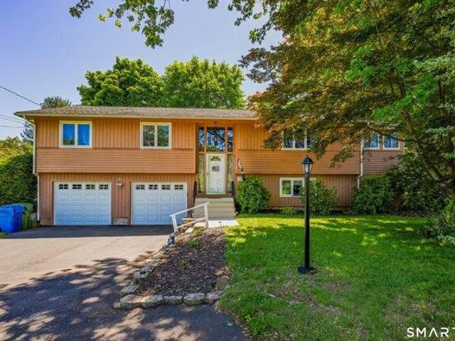 3 bedroom, Cromwell CT 06416 104236872