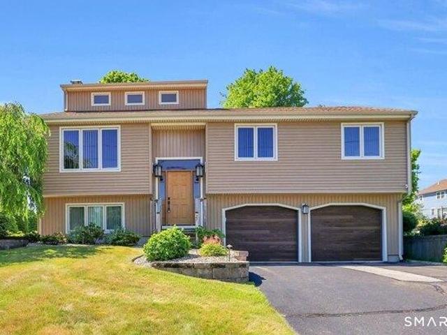 3 bedroom, Cromwell CT 06416 103966505
