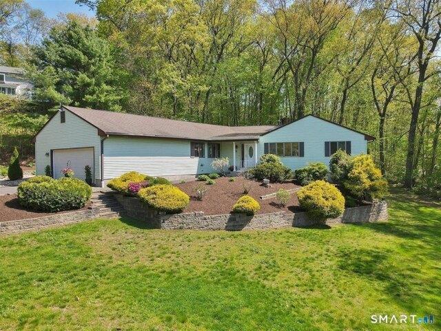 3 bedroom, Cromwell CT 06416 LS102476962