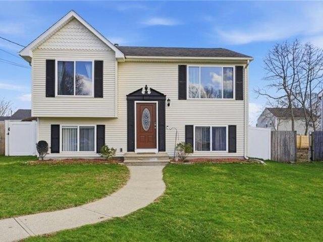 3 bedroom, Cumberland RI 02864 101857474