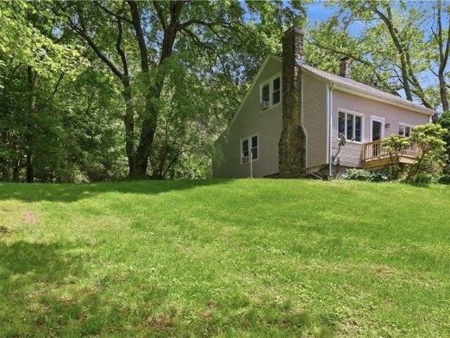 3 bedroom, Cumberland RI 02864 103930456