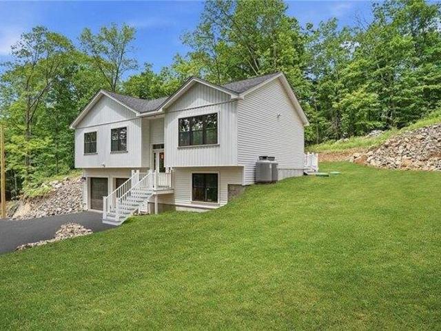 3 bedroom, Cumberland RI 02864 103020315