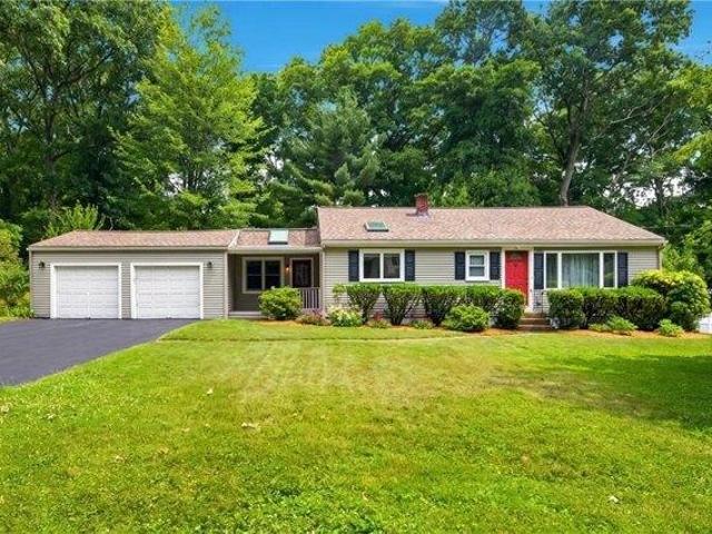 3 bedroom, Cumberland RI 02864 104848202