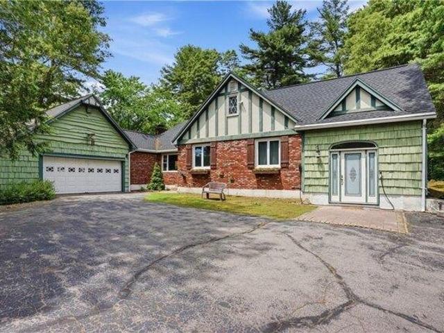 3 bedroom, Cumberland RI 02864 104849945