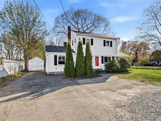 3 bedroom, Cumberland RI 02864 LS101856979
