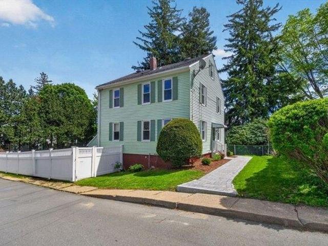 3 bedroom, Amesbury MA 01913 104758641