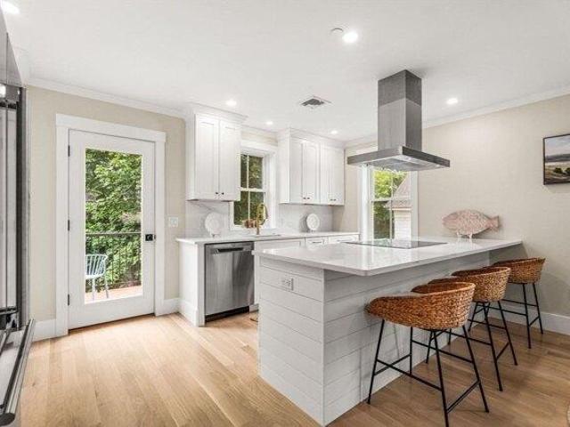 3 bedroom, Amesbury MA 01913 104790730