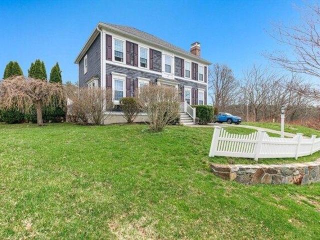 3 bedroom, Amesbury MA 01913 103100472