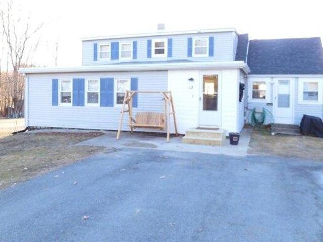 3 bedroom, Amesbury MA 01913 LS102089457