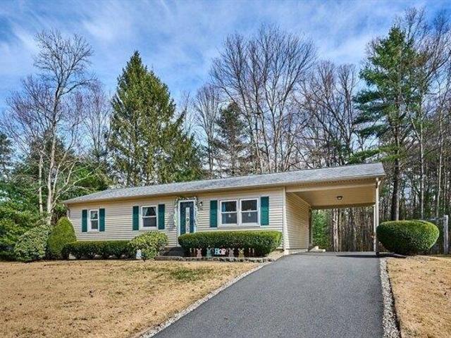 3 bedroom, Amherst MA 01002 102585686